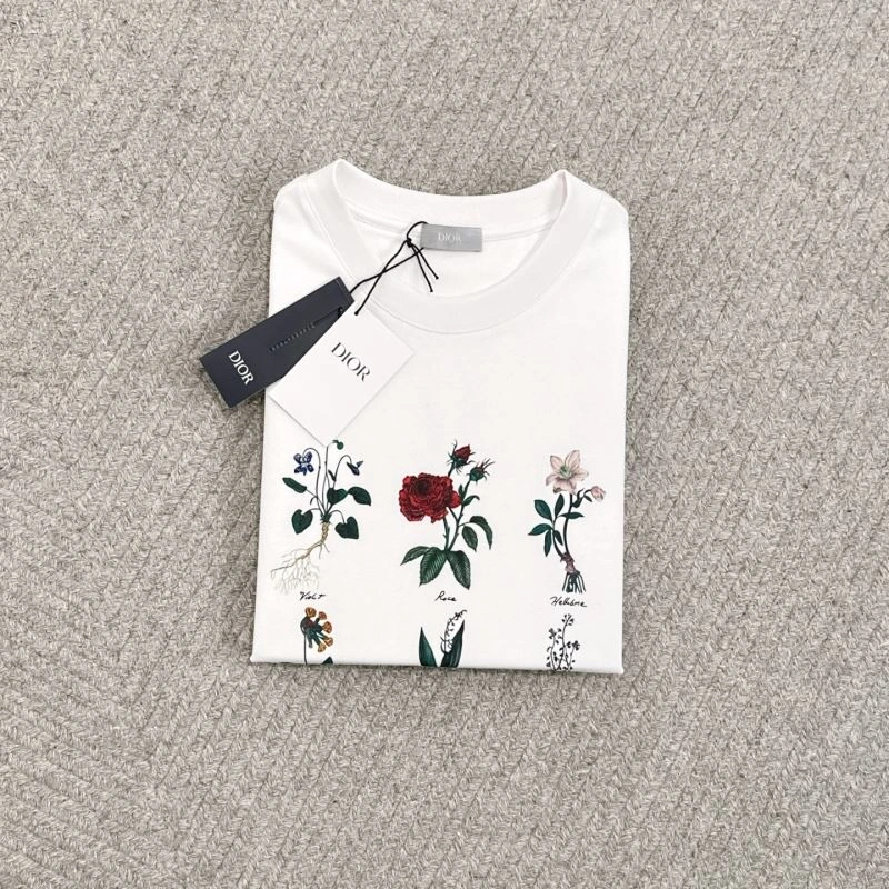 Inexpensive Christian Dior T-Shirts