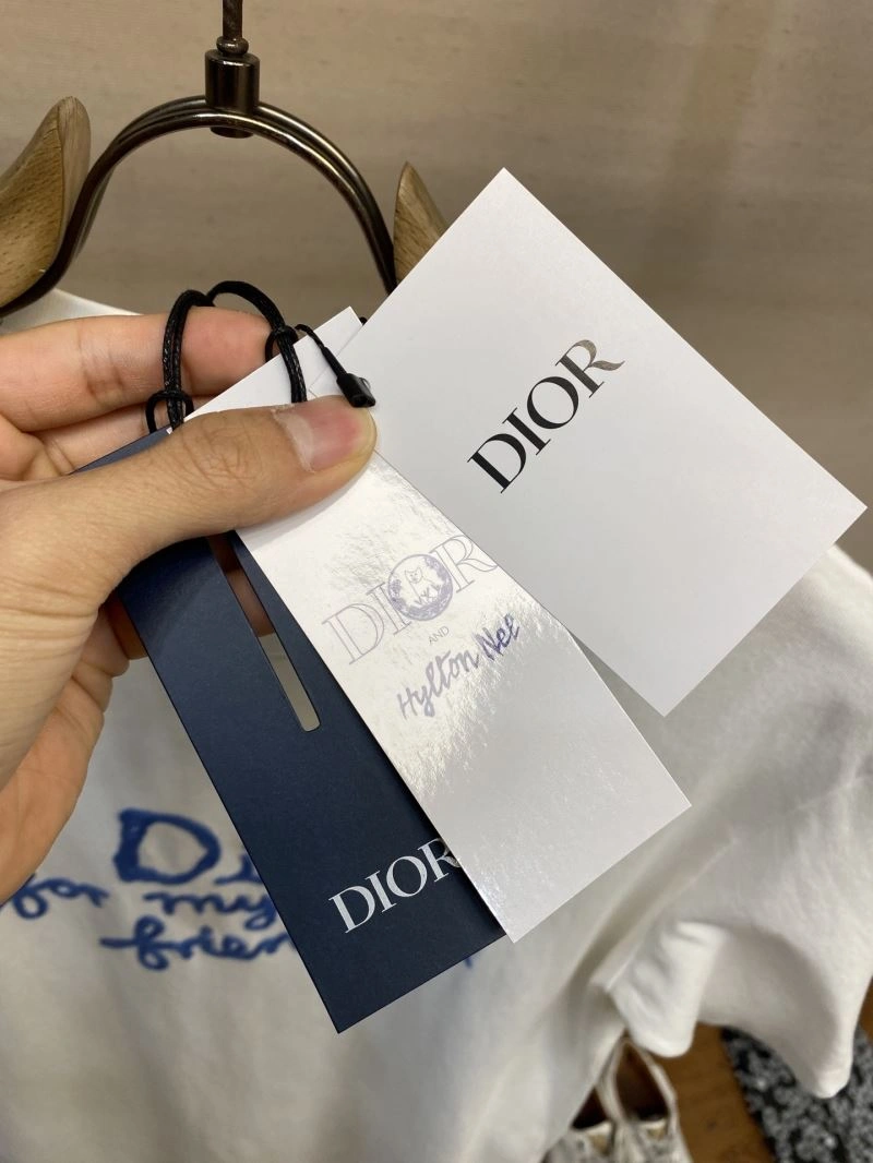 Low-cost Christian Dior T-Shirts