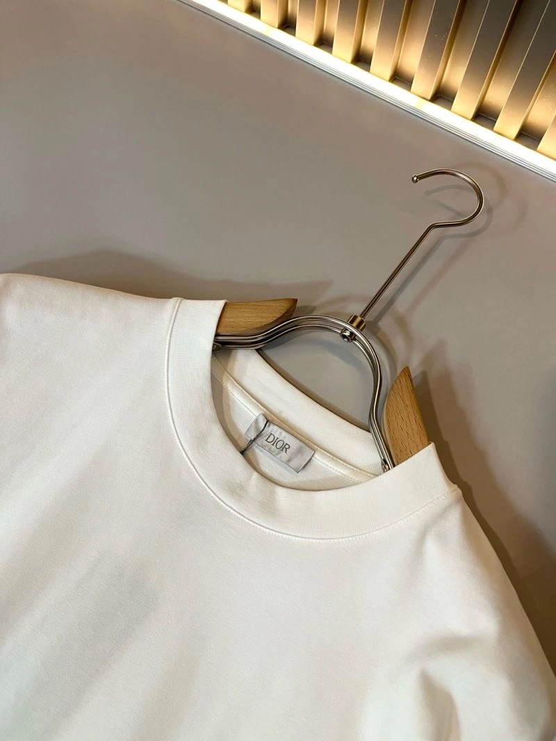 High fidelity Christian Dior T-Shirts