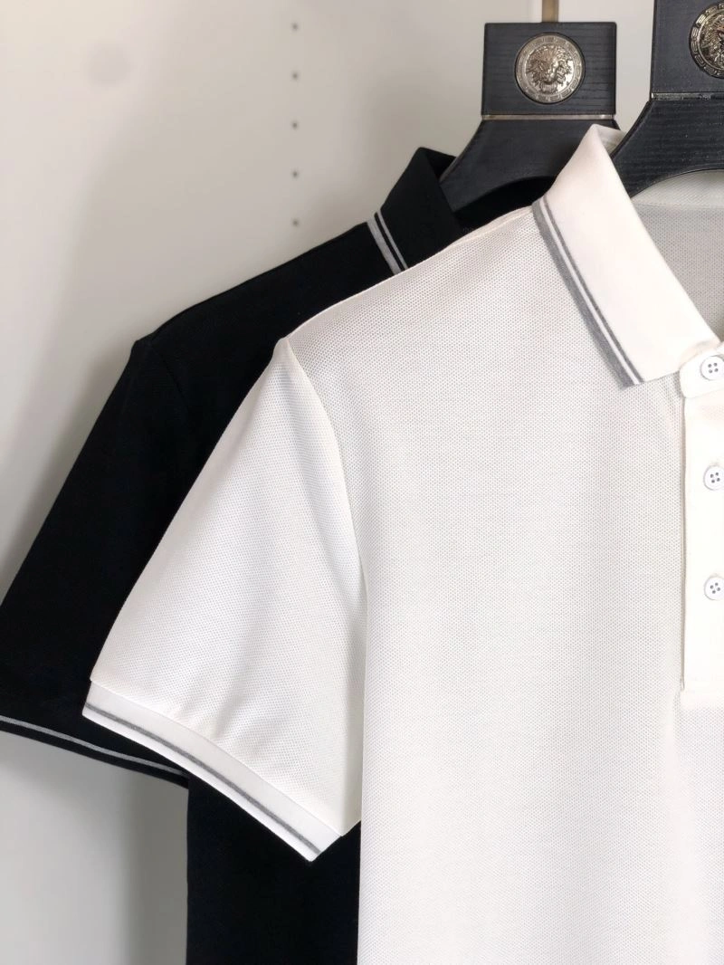 Accurate model Christian Dior T-Shirts