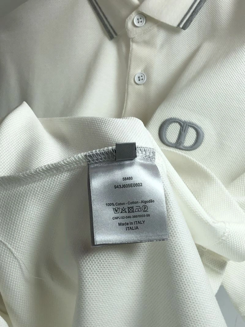 Accurate model Christian Dior T-Shirts