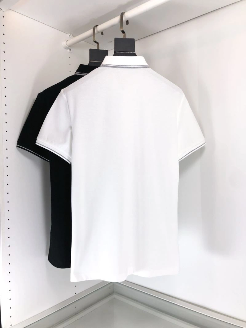 Accurate model Christian Dior T-Shirts