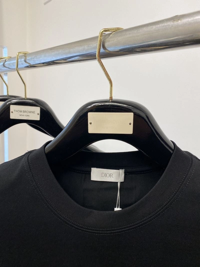 High accuracy Christian Dior T-Shirts