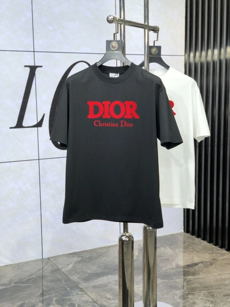 Bargain Christian Dior T-Shirts