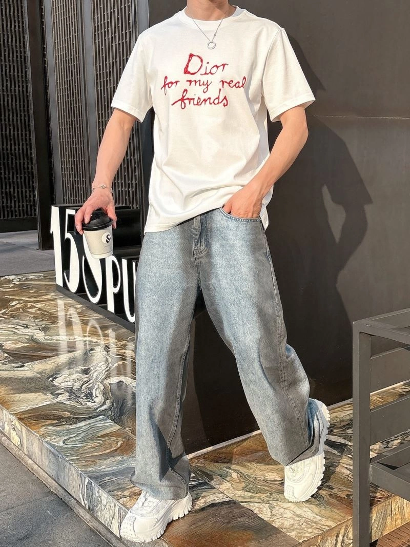 Value-priced Christian Dior T-Shirts