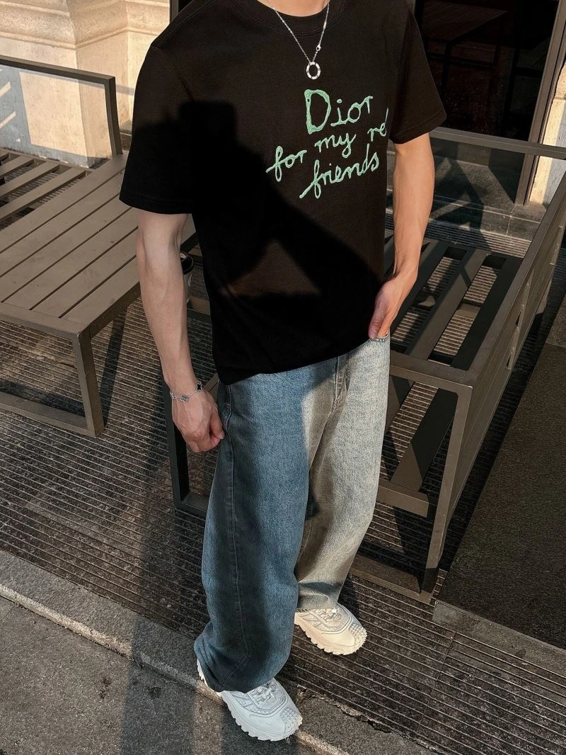 Bargain Christian Dior T-Shirts