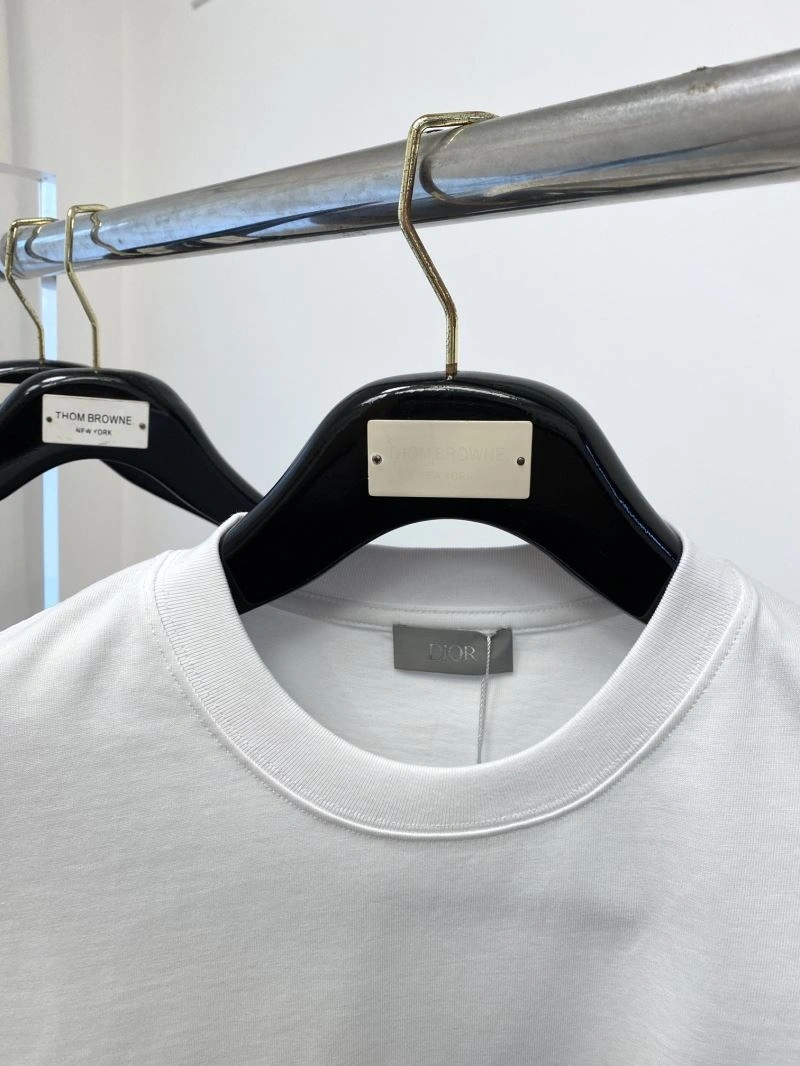 Affordable Christian Dior T-Shirts