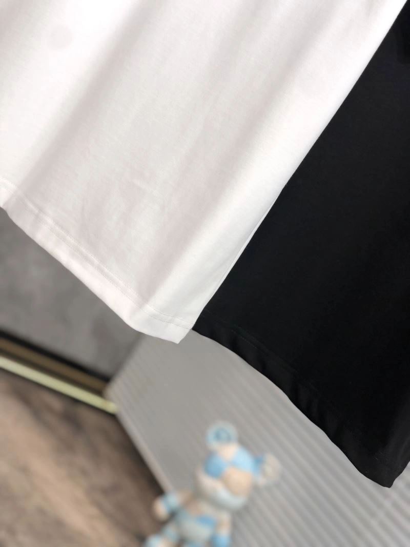 Low-cost Christian Dior T-Shirts