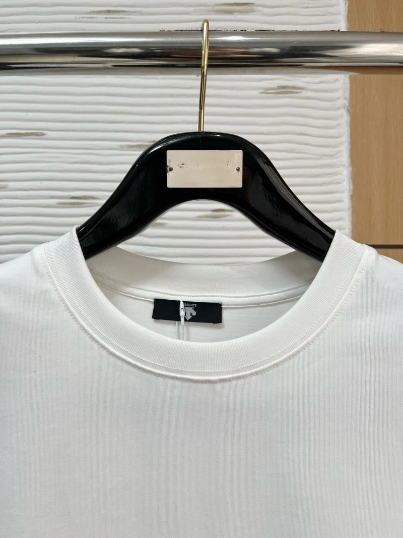 Value-priced Christian Dior T-Shirts