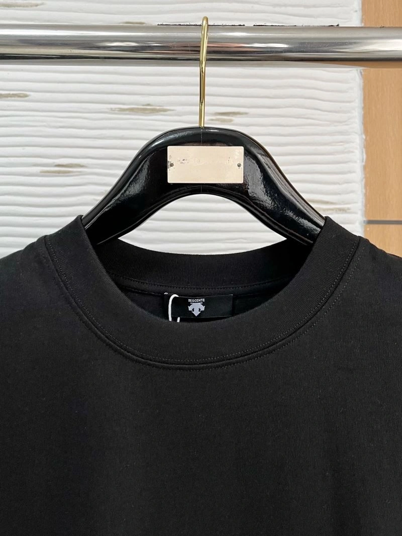 Genuine Christian Dior T-Shirts