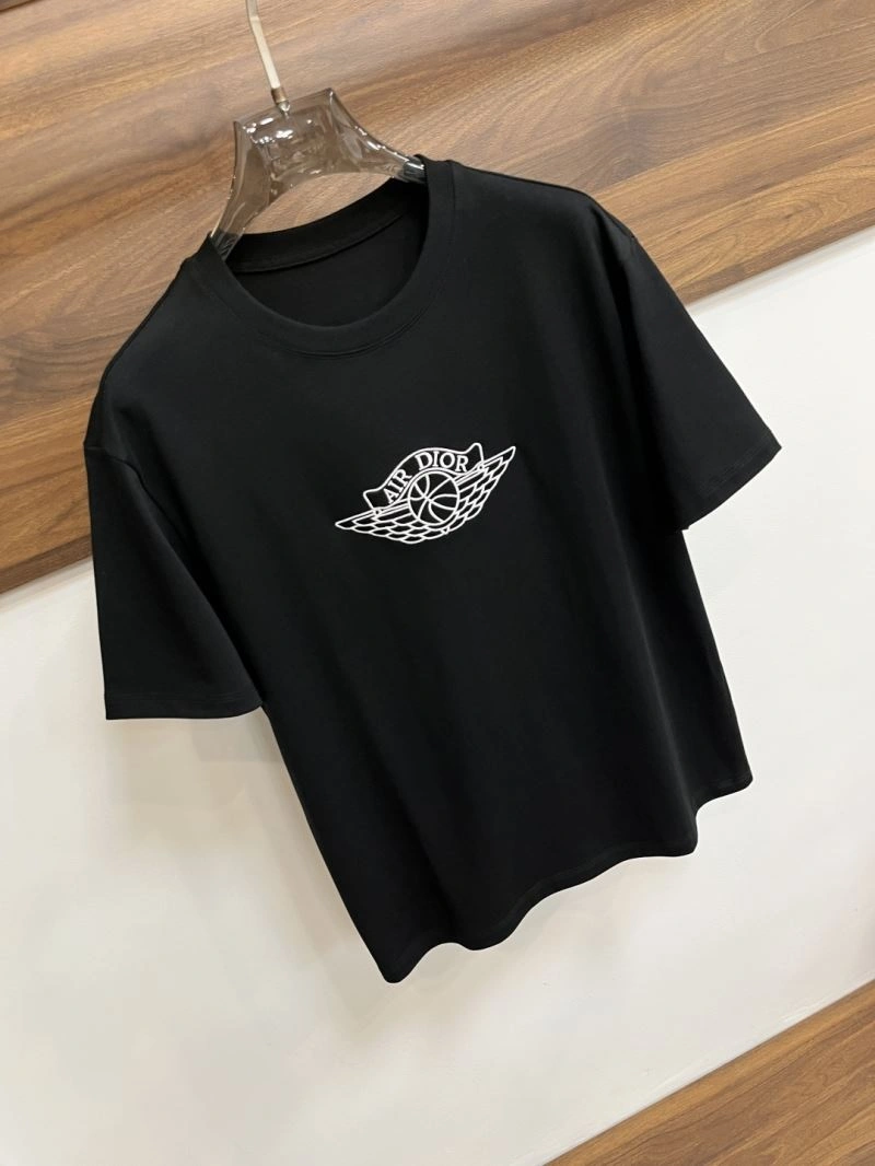 Cut-rate Christian Dior T-Shirts