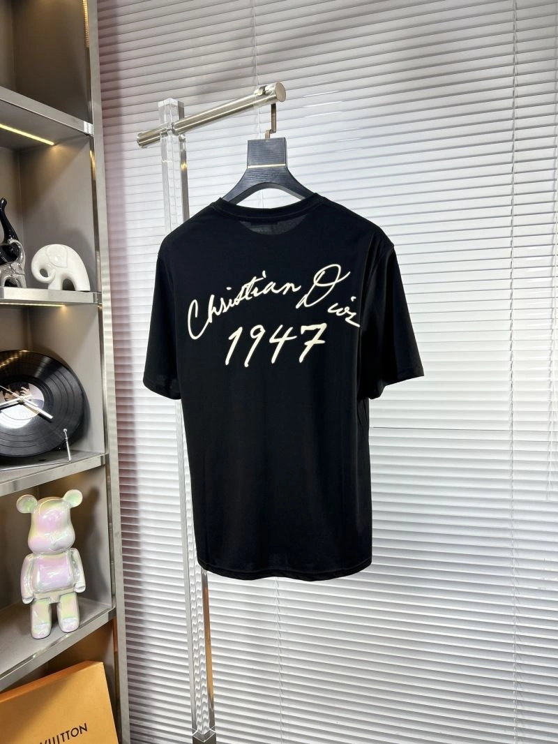 Value-priced Christian Dior T-Shirts