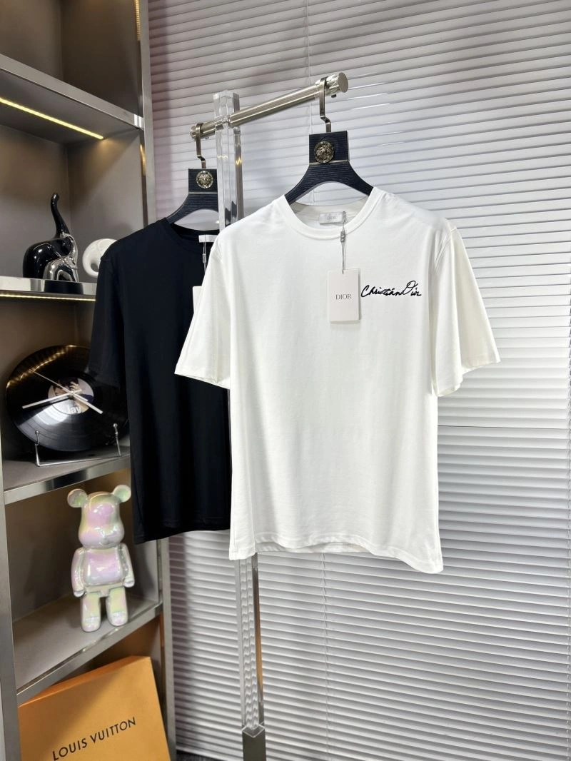 Value-priced Christian Dior T-Shirts