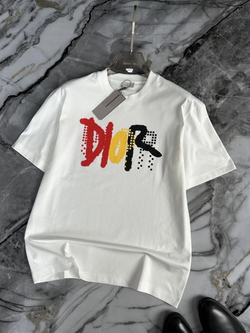 Low-cost Christian Dior T-Shirts