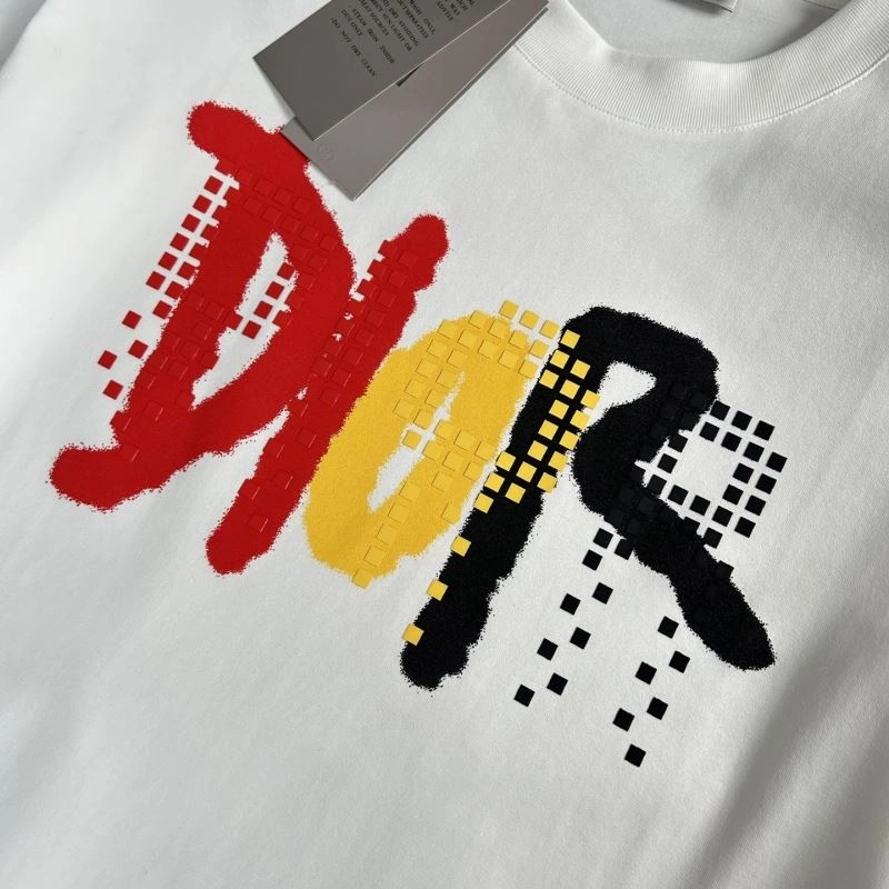 Low-cost Christian Dior T-Shirts