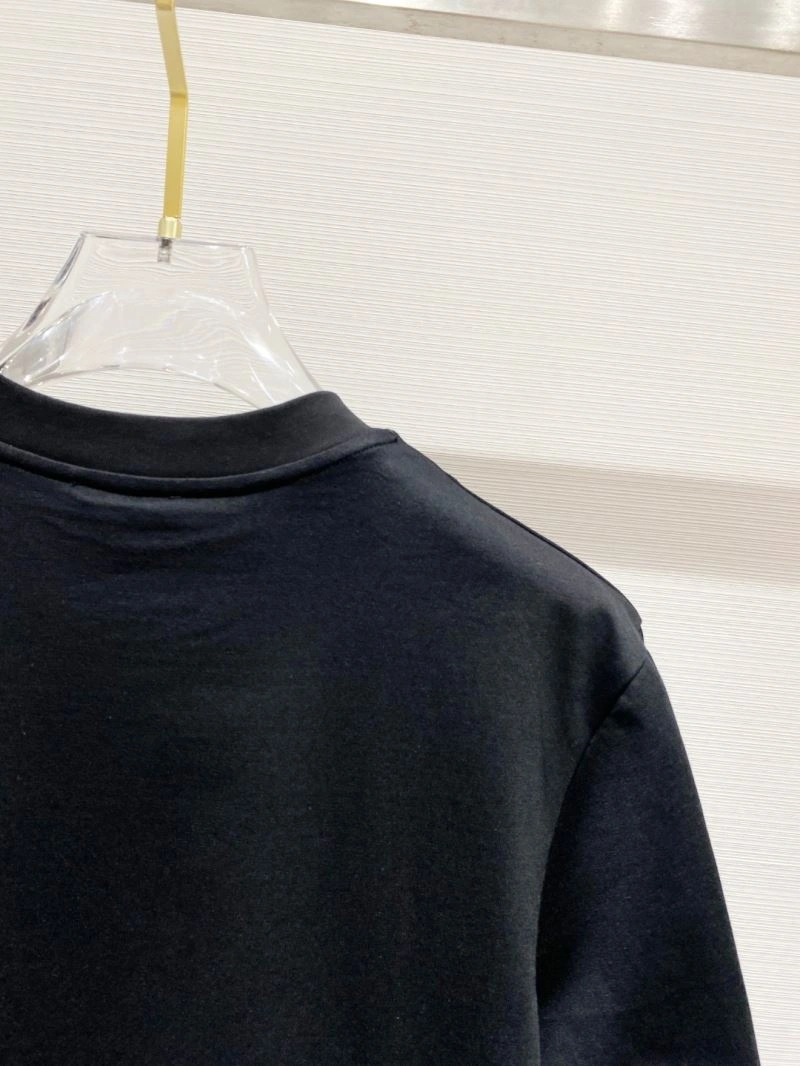 Top match Christian Dior T-Shirts