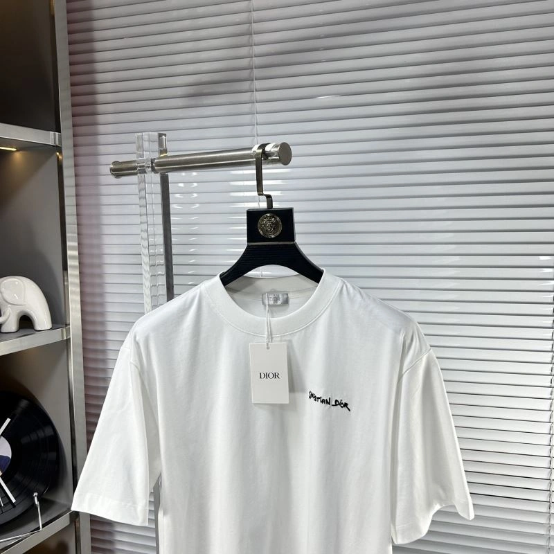 Bargain Christian Dior T-Shirts