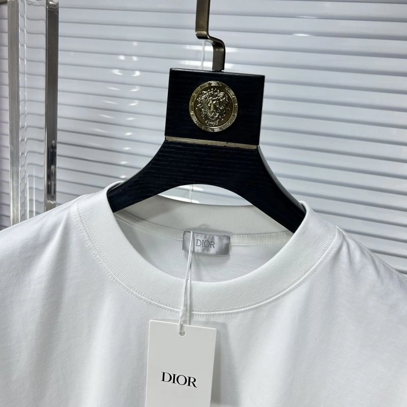 Bargain Christian Dior T-Shirts