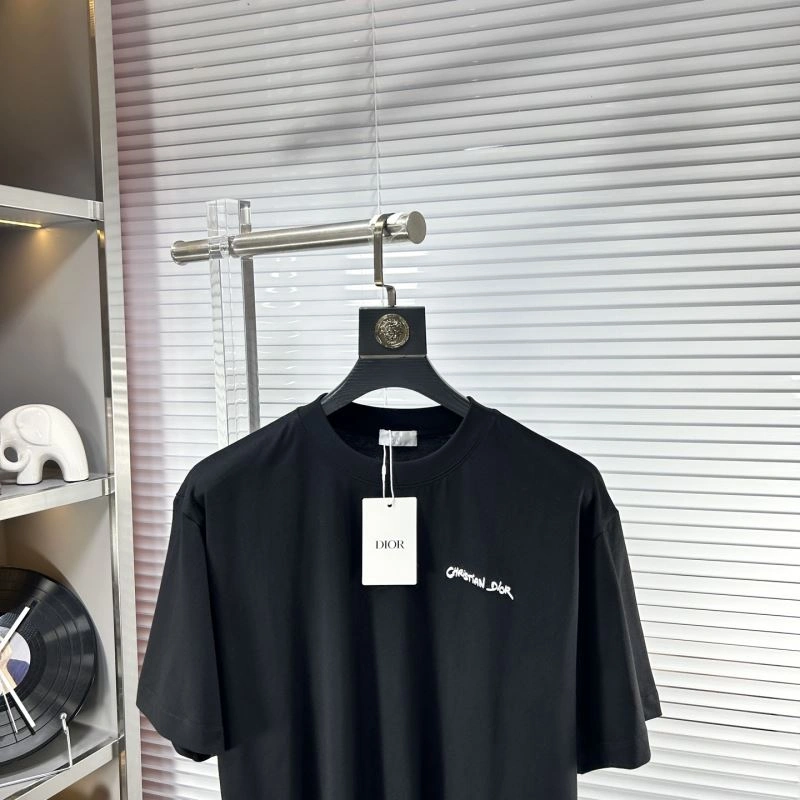 Inexpensive Christian Dior T-Shirts