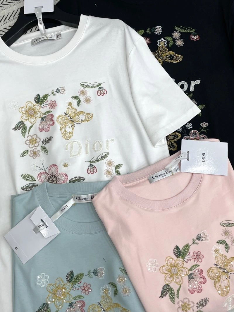 Inexpensive Christian Dior T-Shirts