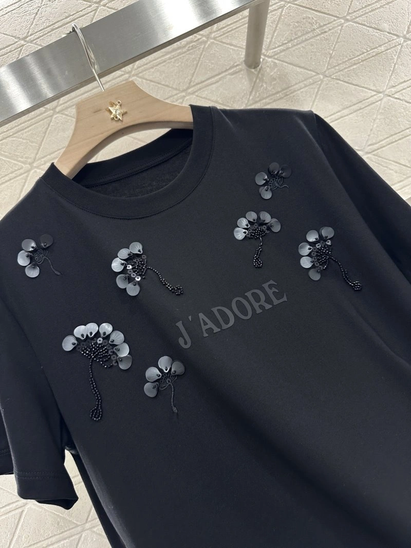 Budget-friendly Christian Dior T-Shirts