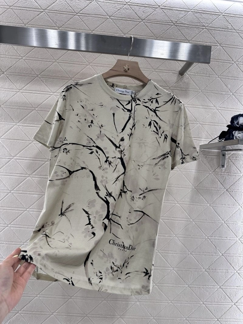 Economical Christian Dior T-Shirts