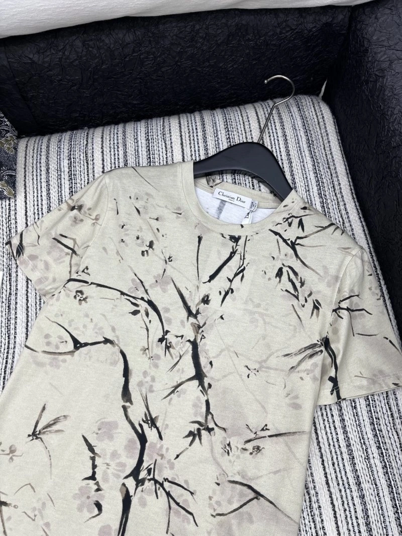 Affordable Christian Dior T-Shirts