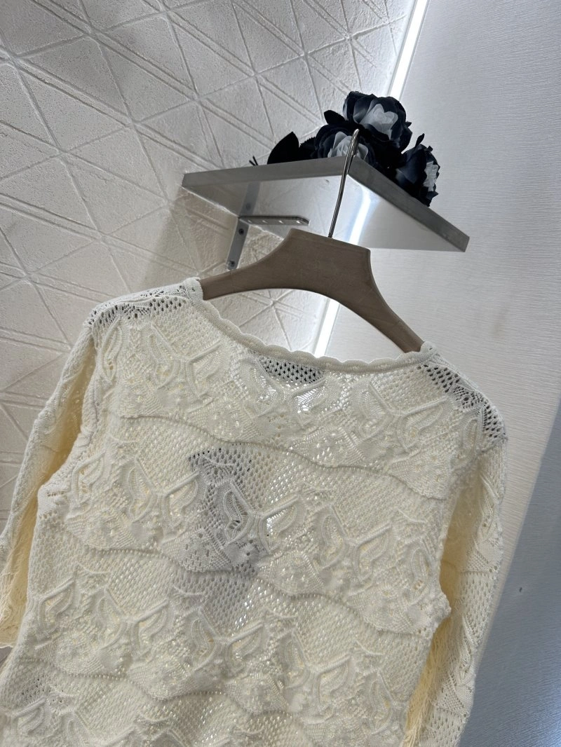 Value-priced Christian Dior T-Shirts