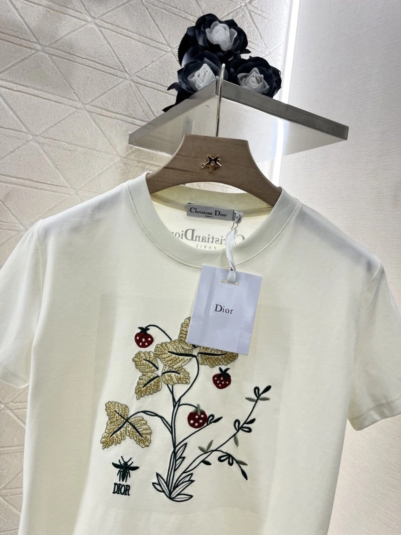 Reasonably priced Christian Dior T-Shirts