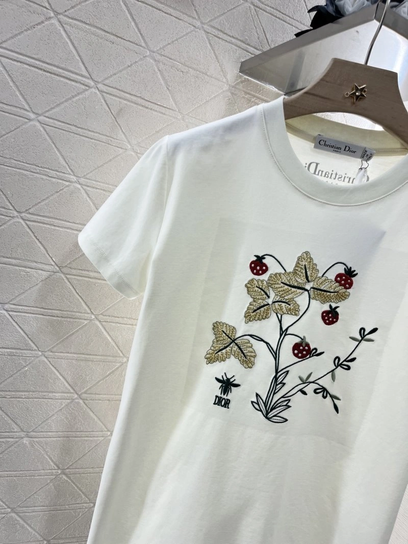 Reasonably priced Christian Dior T-Shirts