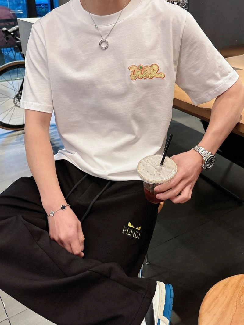 High accuracy Christian Dior T-Shirts