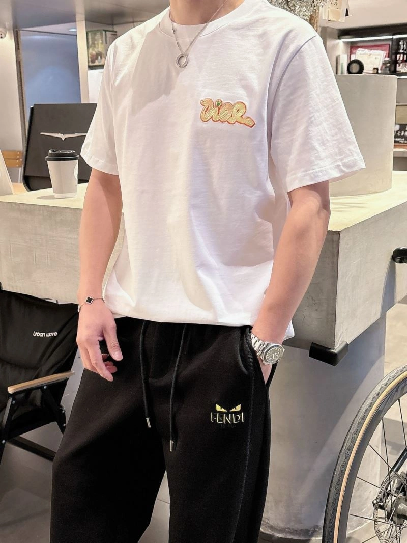 High accuracy Christian Dior T-Shirts