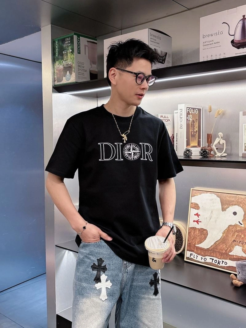 High fidelity Christian Dior T-Shirts
