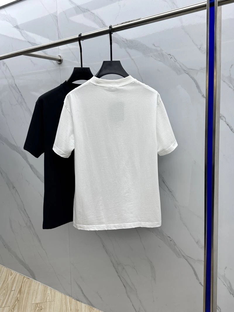 Low-cost Christian Dior T-Shirts