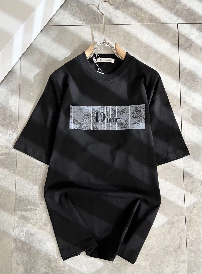 Top match Christian Dior T-Shirts