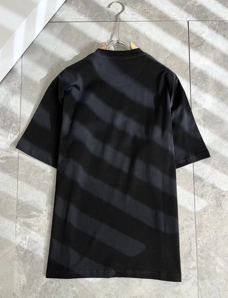 Top match Christian Dior T-Shirts
