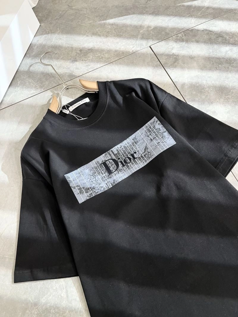 Top match Christian Dior T-Shirts