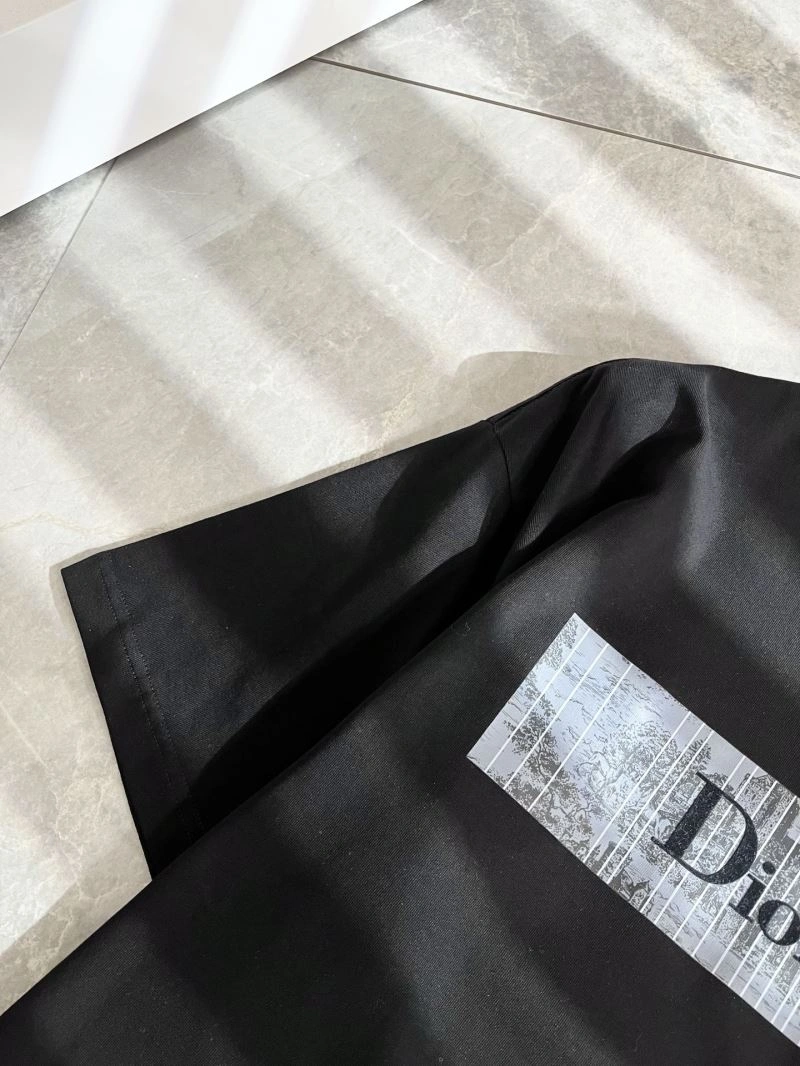 Top match Christian Dior T-Shirts