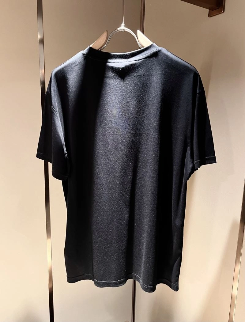 Indistinguishable Christian Dior T-Shirts