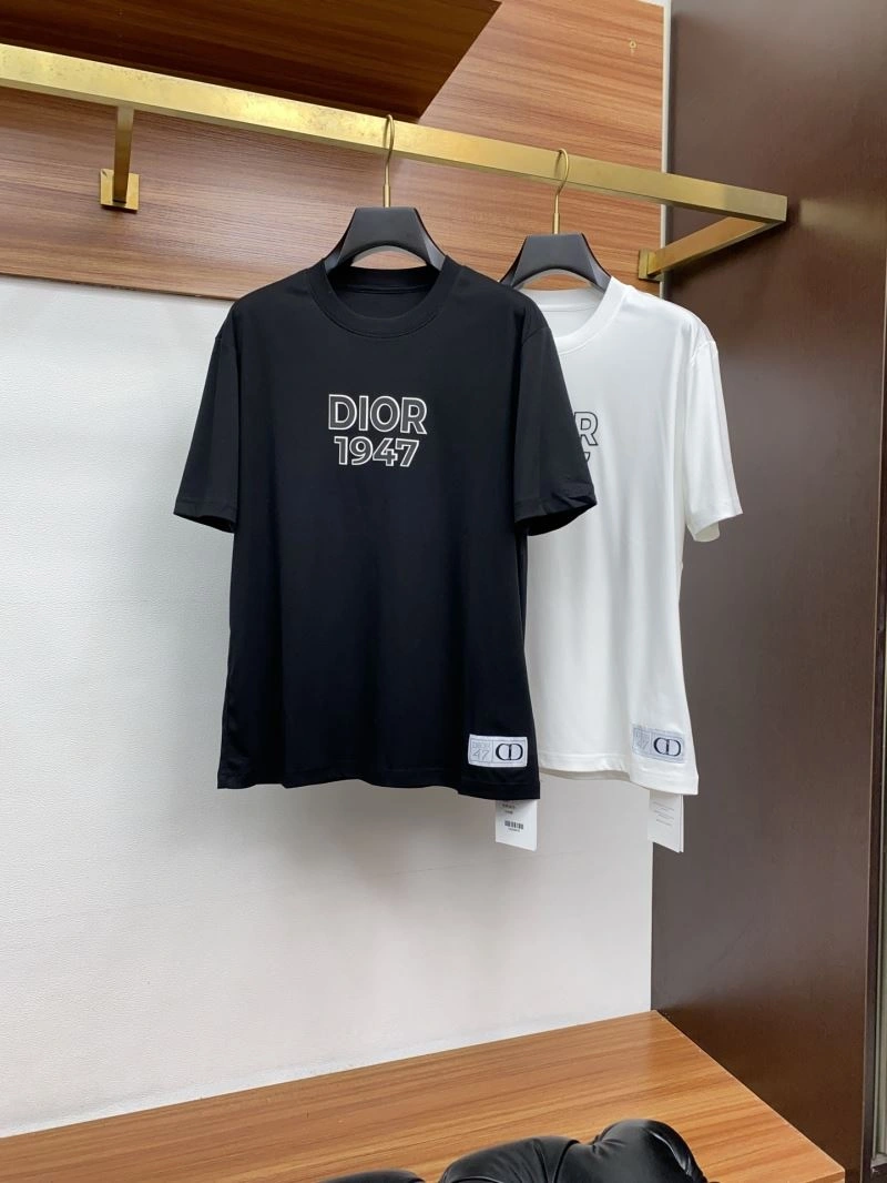 Bargain Christian Dior T-Shirts