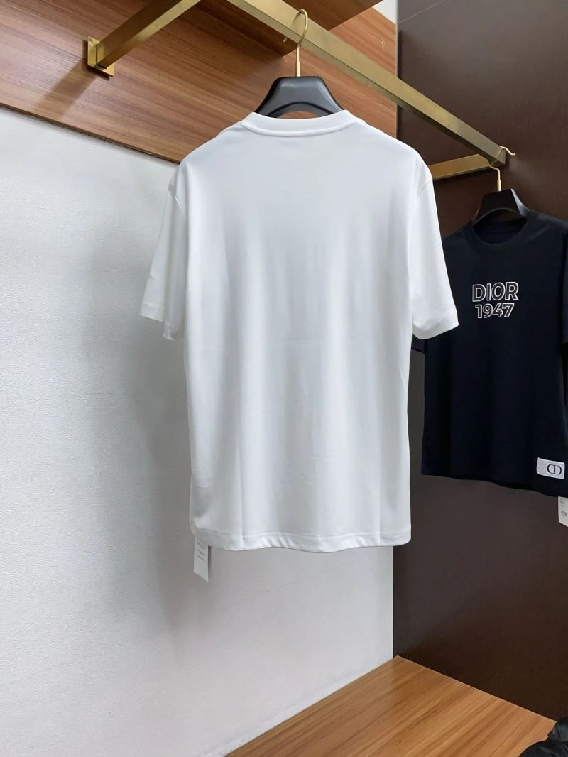Bargain Christian Dior T-Shirts