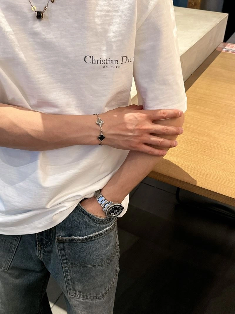 High accuracy Christian Dior T-Shirts