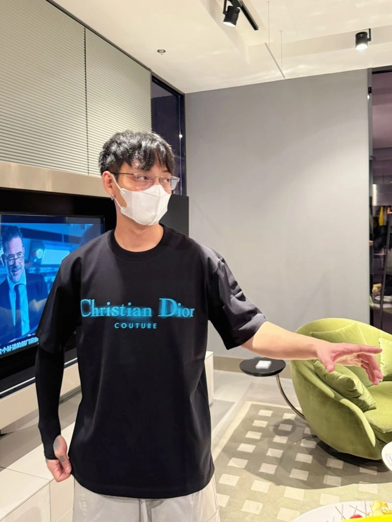 High fidelity Christian Dior T-Shirts