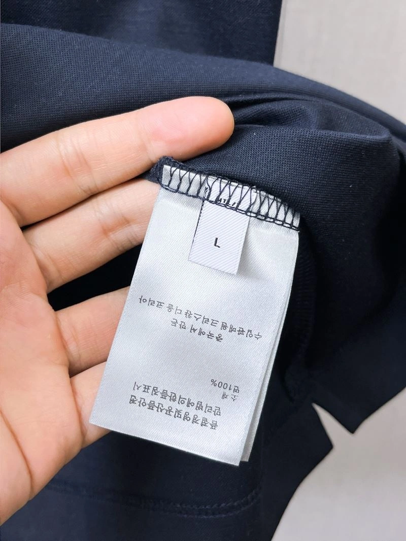 High accuracy Christian Dior T-Shirts