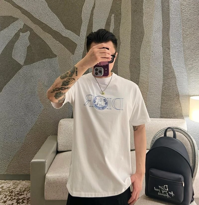 Reasonably priced Christian Dior T-Shirts