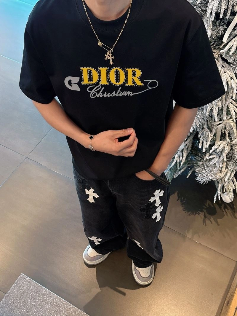 Affordable Christian Dior T-Shirts