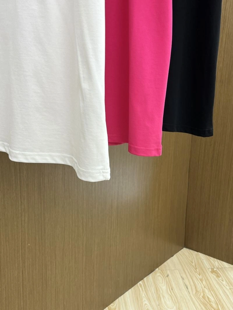 Value-priced Christian Dior T-Shirts