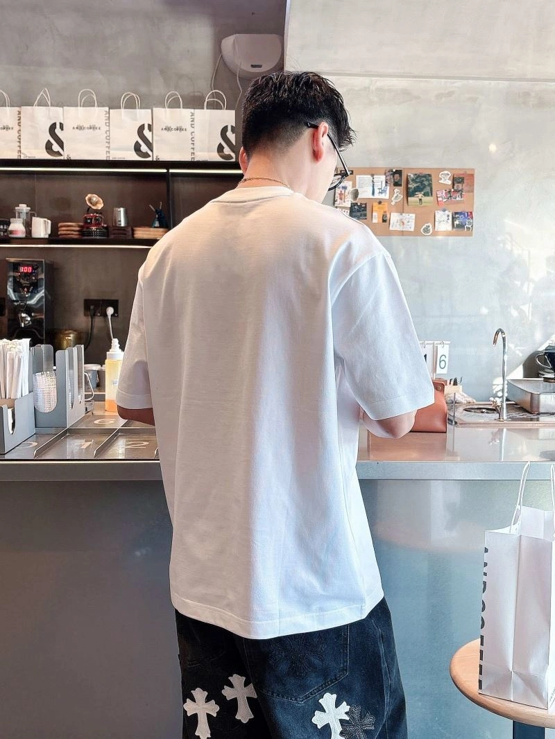 Low-cost Christian Dior T-Shirts
