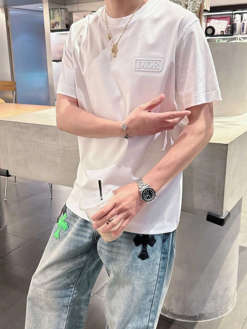 Low-cost Christian Dior T-Shirts