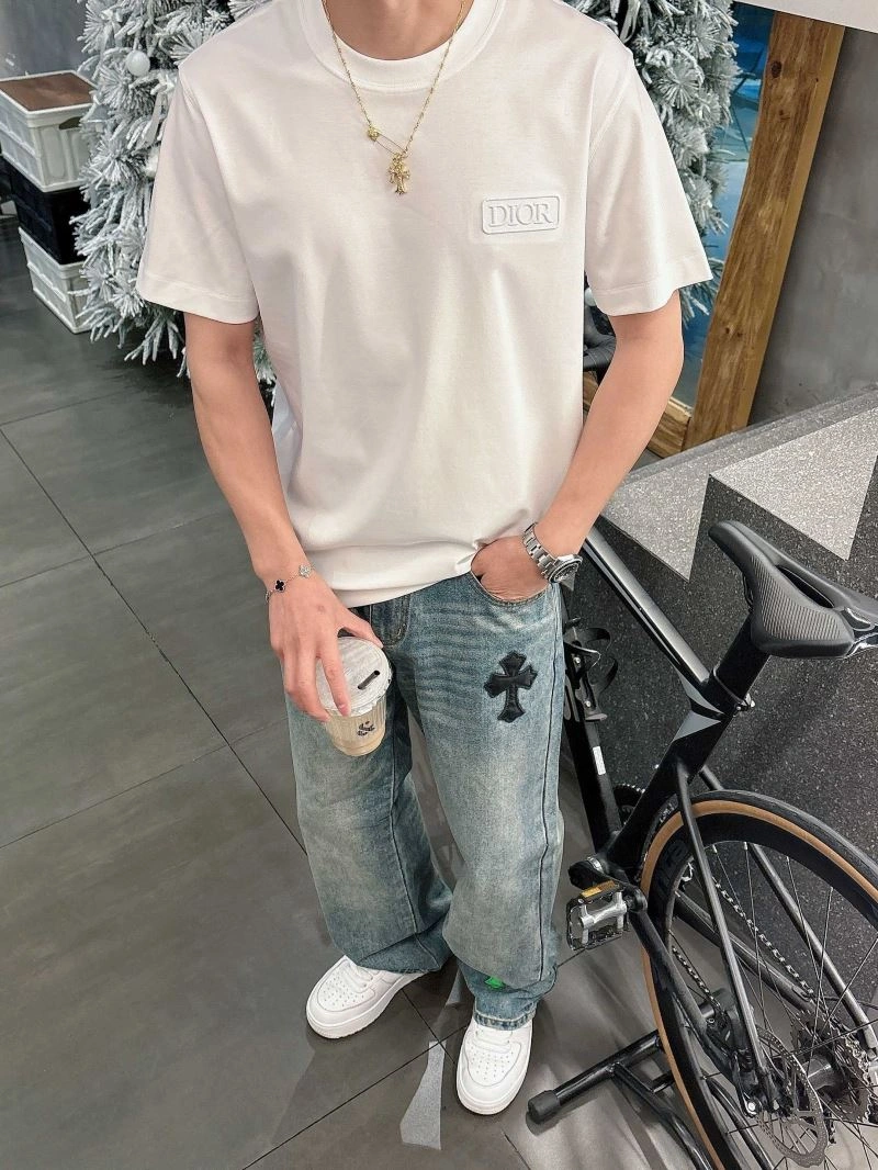 Low-cost Christian Dior T-Shirts